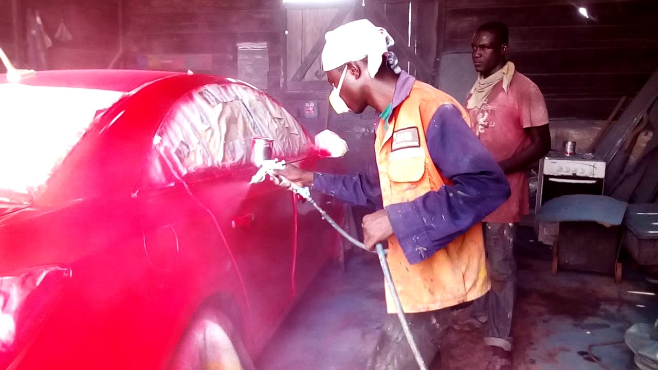 YB spray painting car's shop🚙🚚🚛🚕🚘 - YouTube