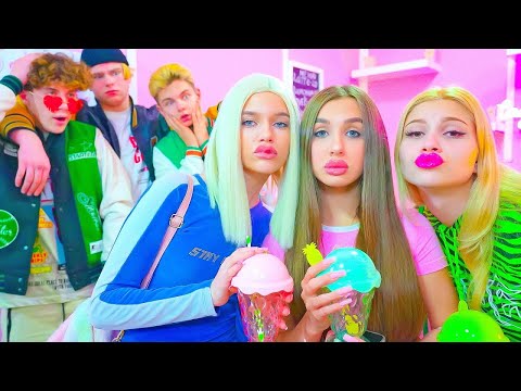 Diana i cheerleaderki POWIĘKSZYŁY USTA 💋 Cała szkoła im zazdrości | Historie w szkole