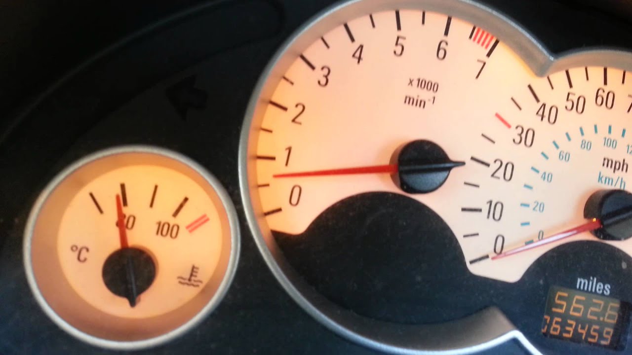 Corsa C rough idle - YouTube
