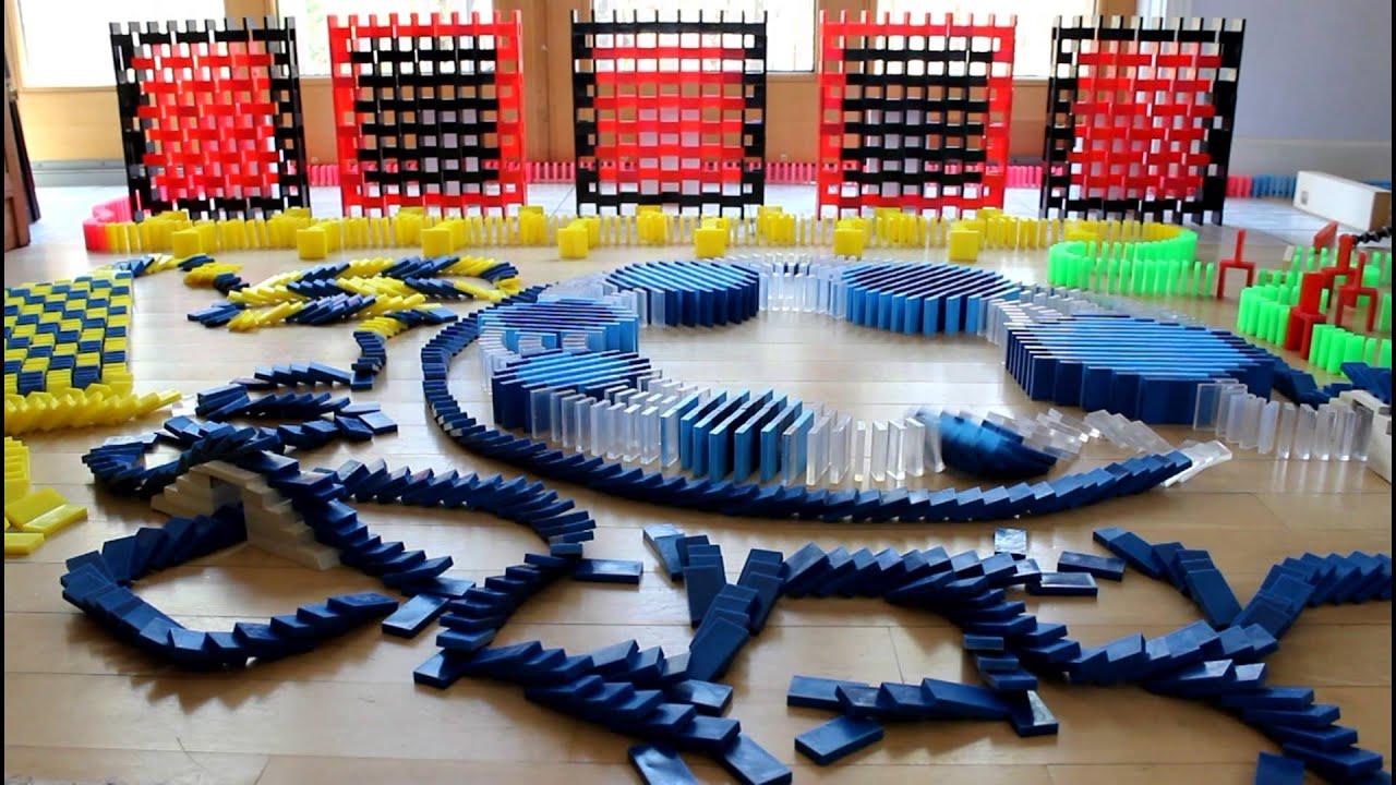 Extras - Domino Rally 21 - YouTube