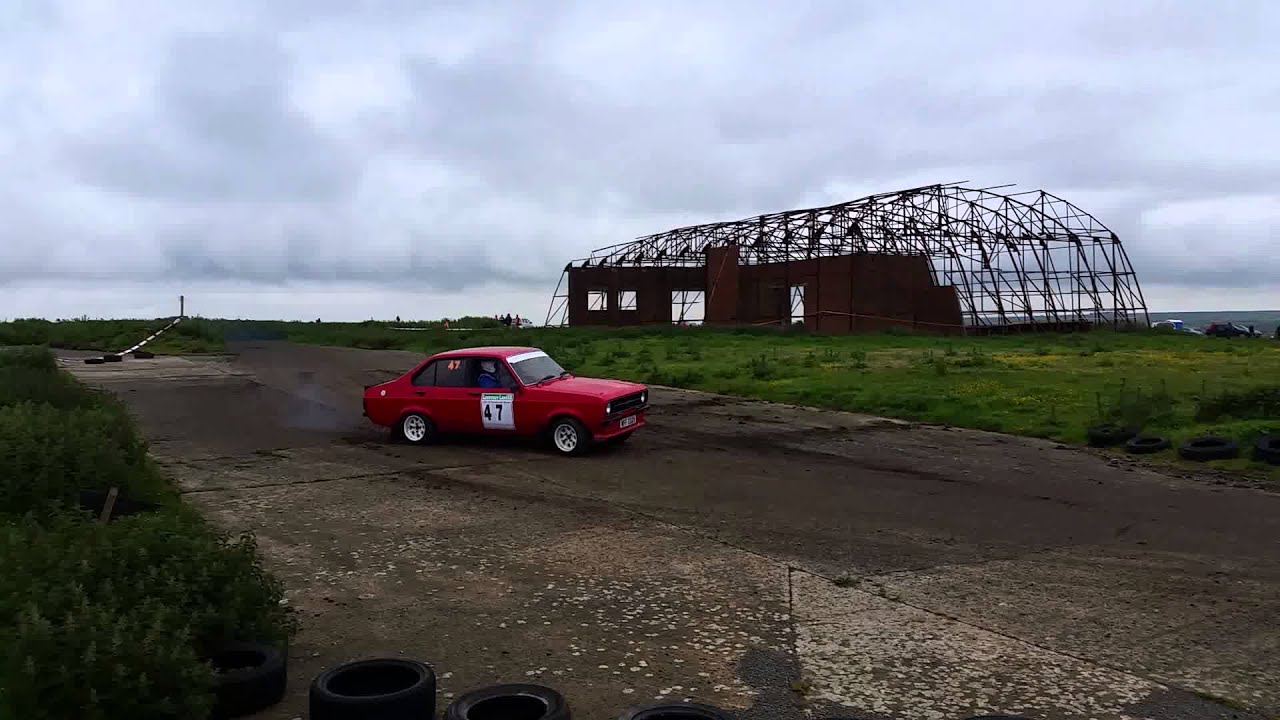 Dale Stages 2014 Emyr Davies 'Dole' + Hefin Lewis Ford Escort MK2 - YouTube