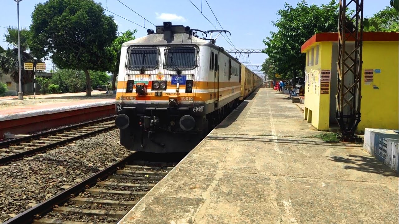 Fastest Locomotive Wap 5 Coming With Heavy Dust Storm | Mokama Howrah ...