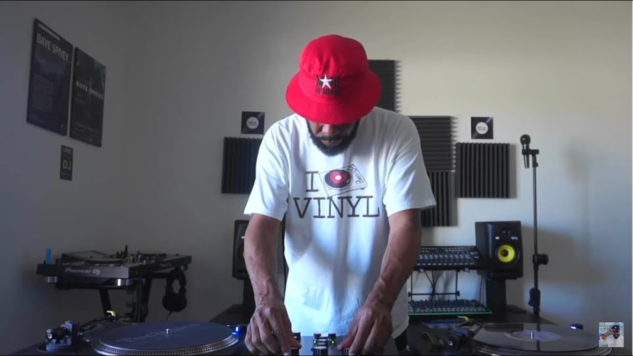 "Vinyl Sessions Vol.21" (A Soulful House Mix) by DJ Spivey - YouTube