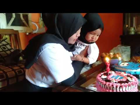 VIRALL!! neng karin nangis bangga saat ultah yg ke 2th