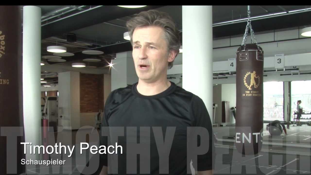 Timothy Peach: Functional Training bei ELEMENTS - YouTube