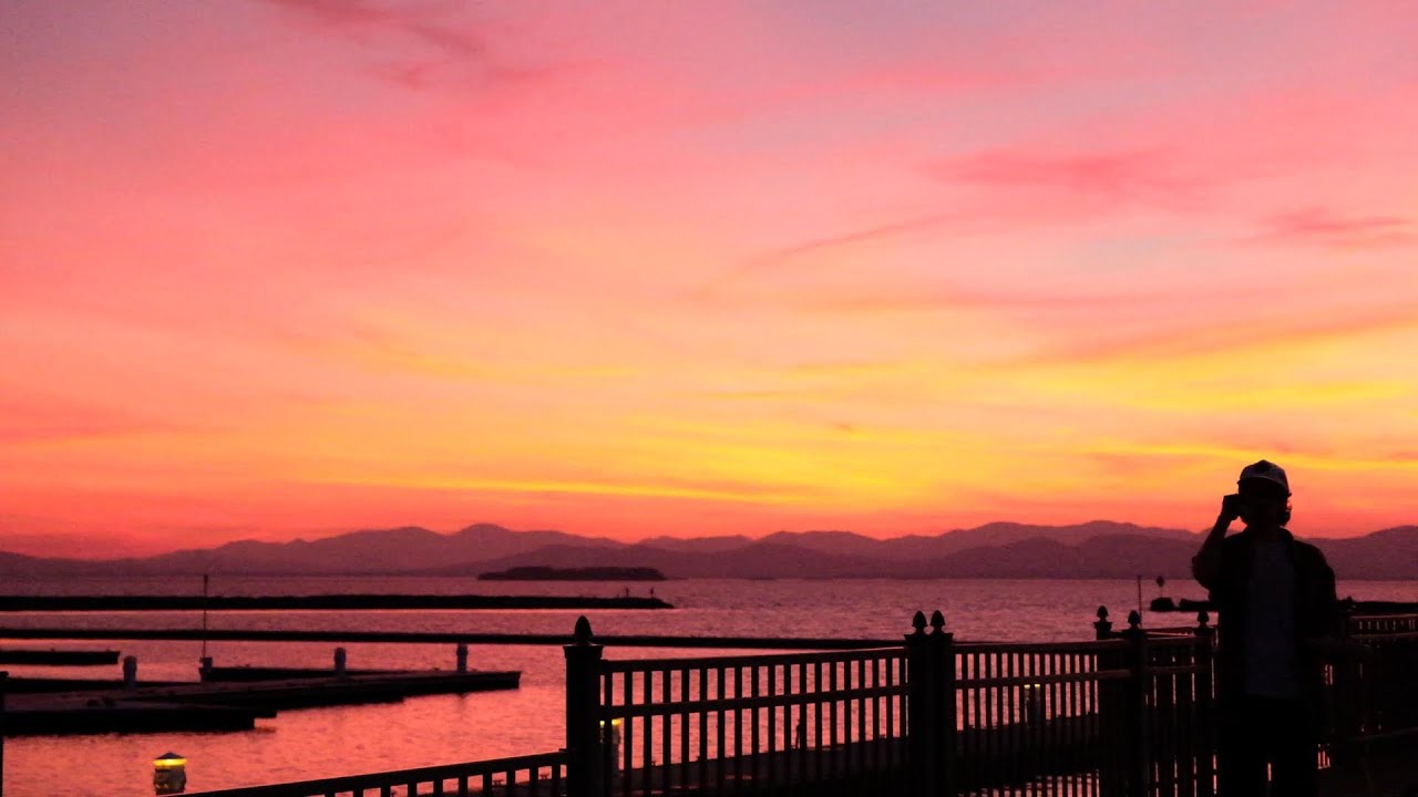 Cam Barnes & Evan Bohn - Phone Calls (Official Music Video) - YouTube