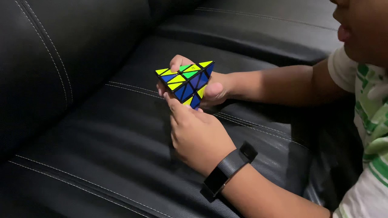 How to solve the pyraminx (Rubiks cube) - YouTube
