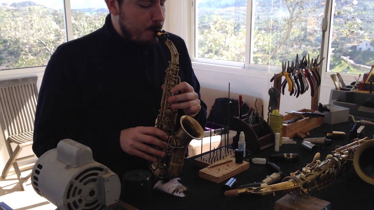 SAX-ROOM CONN SOPRANO SOUND TEST - YouTube