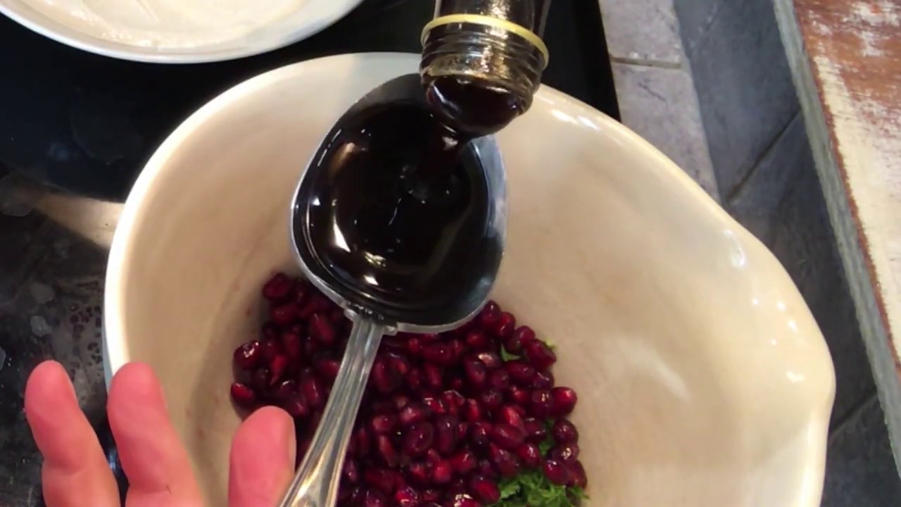 Syrian Tahiniat Beitenjan - YouTube