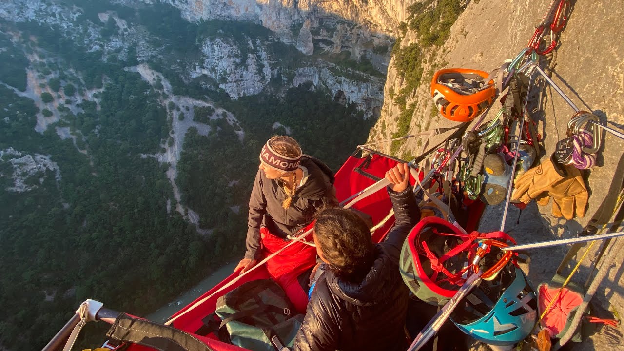 Portaledge sleepover - Taking competition climbers in Verdon - YouTube