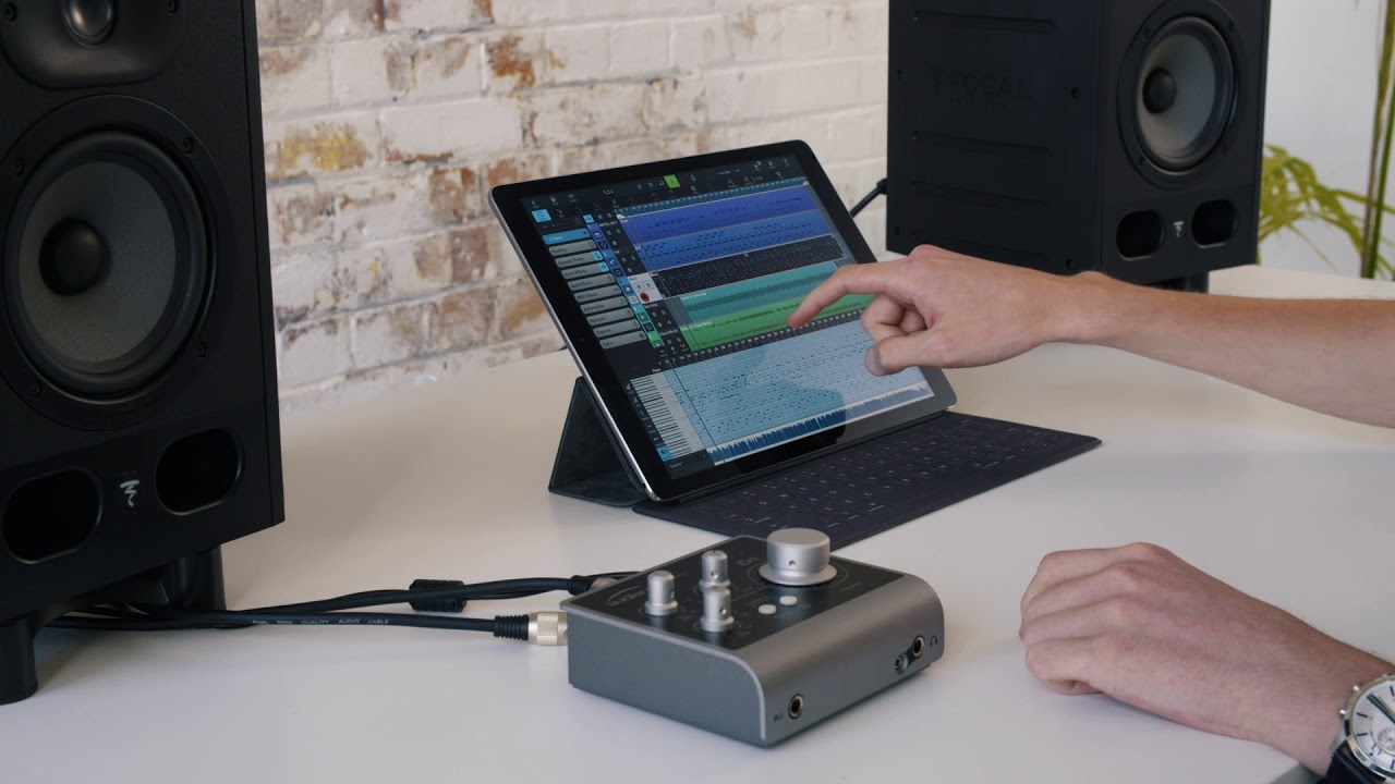 Audient iD4 - YouTube