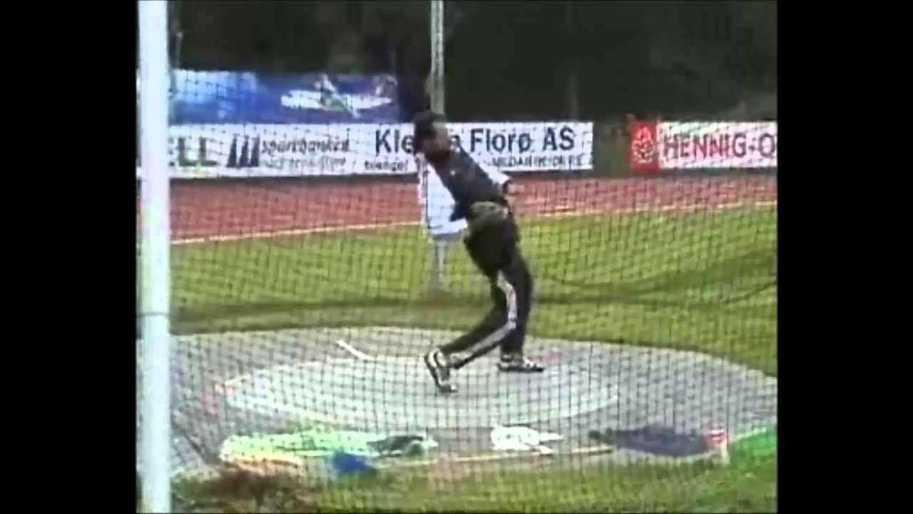 Lars Riedel The Discus Master - YouTube