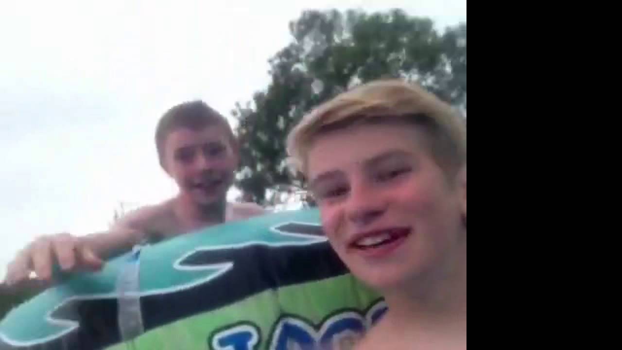 Chilling YouTube chilling-youtube