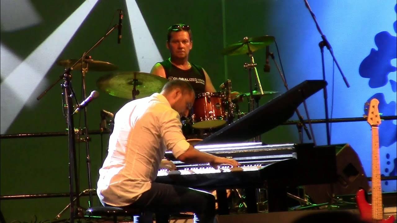 Jozef Holly Piano Show - Banská Bystrica 2016. - YouTube
