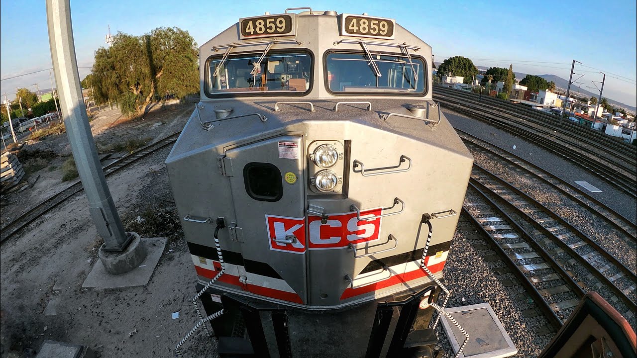 KCS 4859 ''SAFETY STARTS HERE'' 👷‍♂️ ''LA SEGURIDAD COMIENZA AQUÍ '' // Patio KCSM QUERETARO ...