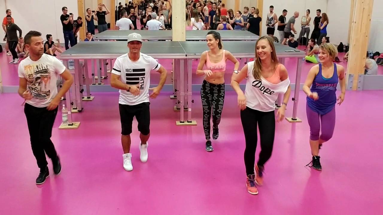 Salsa suelta con Yoannis @ Calle de Timberos 2016 - YouTube