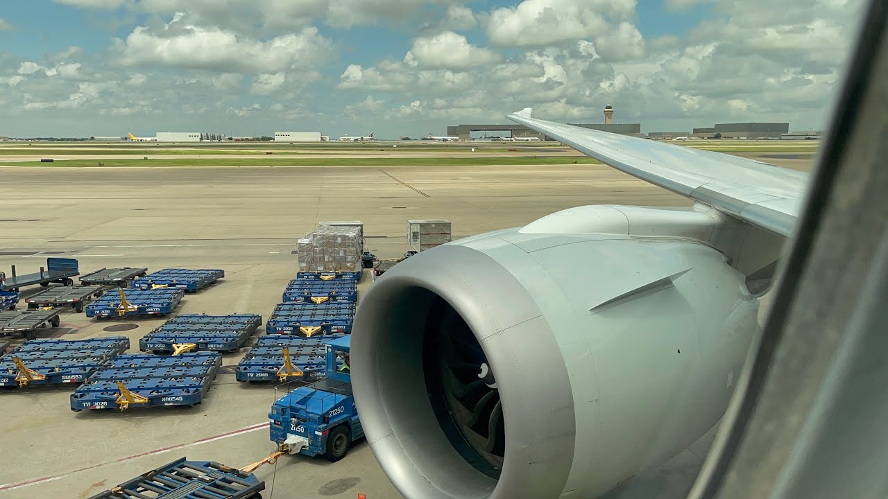 American Airlines 787-9 Dreamliner Engine Start Up - YouTube