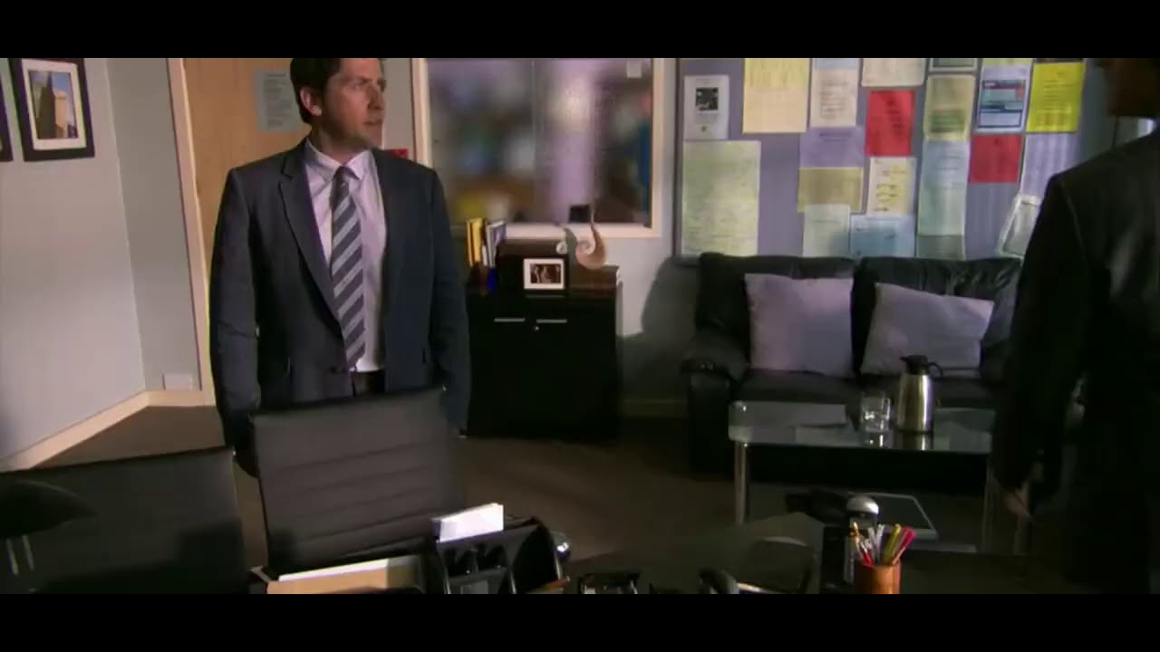 WR: Jez Diamond Punches Micheal Byrne (S7X19) - YouTube