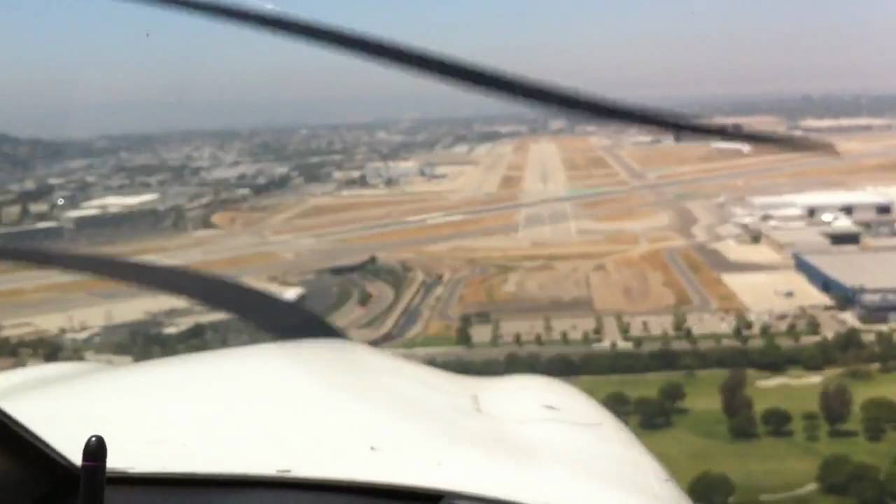 Flying from Pomona to Long Beach, California - first iPhone 4 video in ...