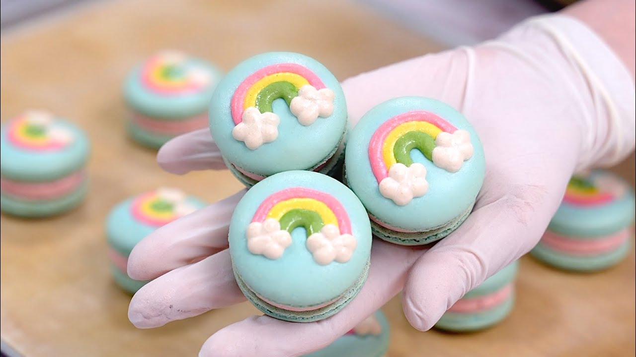 Rainbow & Cloud Macarons - YouTube