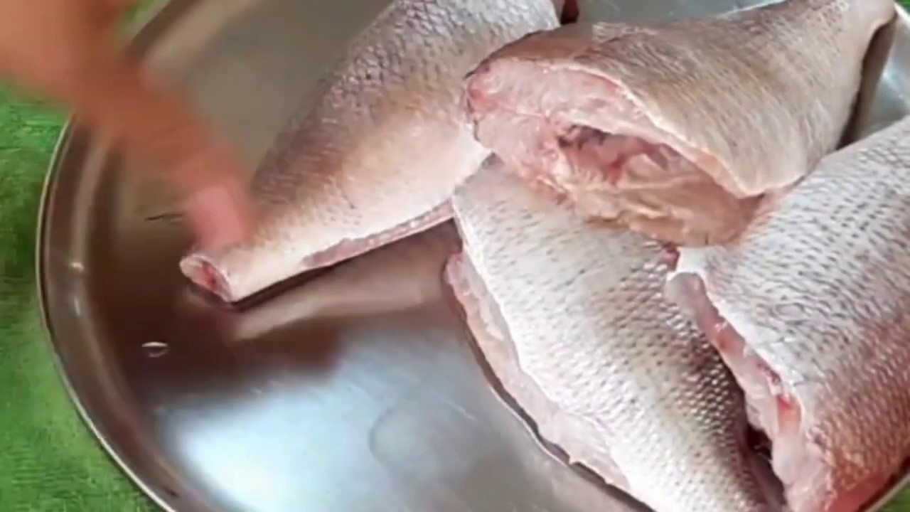 Requested Vedio-How To Clean Fish? N Make Easy n Simple Masala - YouTube