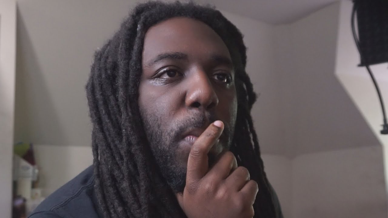 When Quizzy found out he hit 15k Subscribers !! Emotional - YouTube