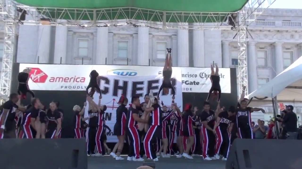 Cheer San Francisco performs "Spotlight" at SF Pride 2010 - YouTube