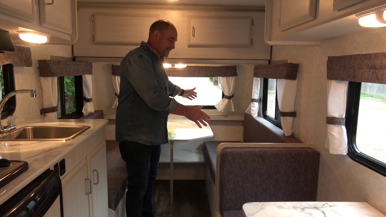 Taylor Coach 2018 15' Designer Series Rear Door - YouTube