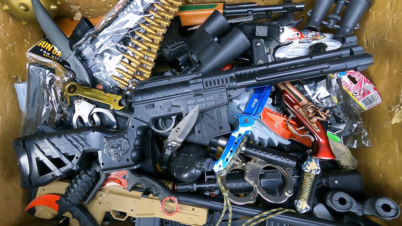 Box of Toy Guns, New Arrival Toy Bead Shotguns and Legendary Army ...