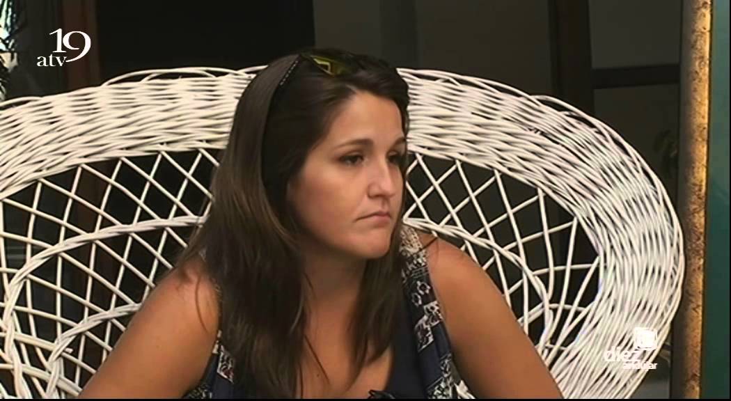 ENTREVISTA SANDRA RECIO AUTORA CARTEL FERIA ANDÚJAR 2015 - YouTube