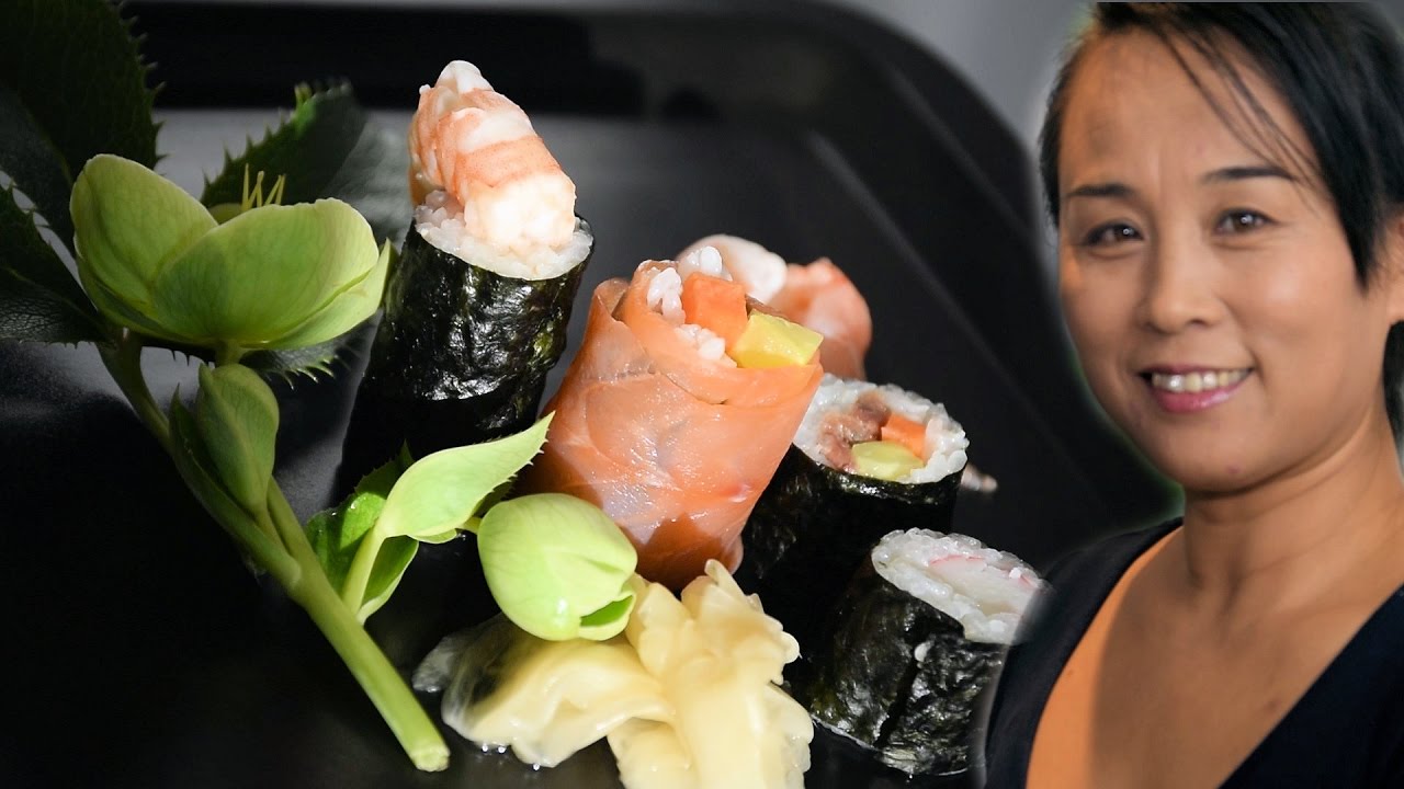 Japanese Sushi Seafood Rolls (Chinese Style Cooking Recipe) - YouTube