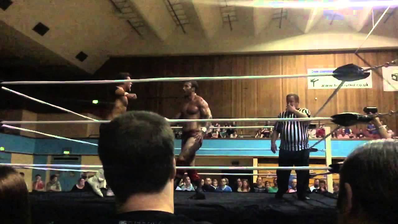 Pro Wrestling Pride: Chris Andrews on the attack (Slow Motion) - YouTube