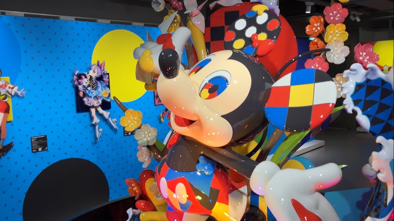 Disney Collection by Mika Pikazo 🩵 ️🩷💜💙POP-UP STORE in SHIBUYA TSUTAYA ...