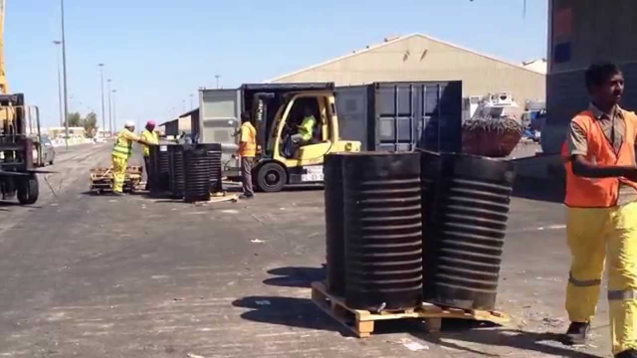 Bitumen Loading - YouTube
