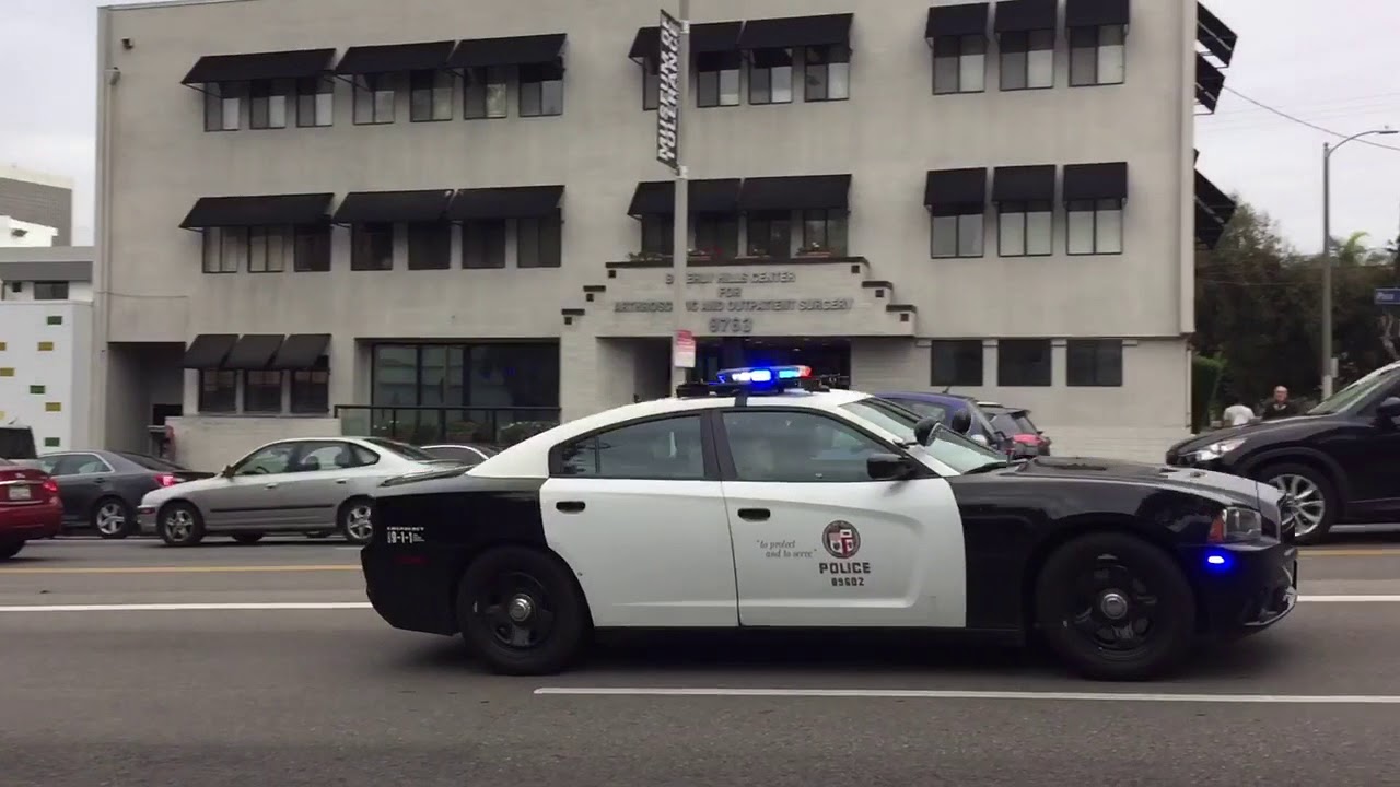 LAPD Dodge Charger Responding - YouTube