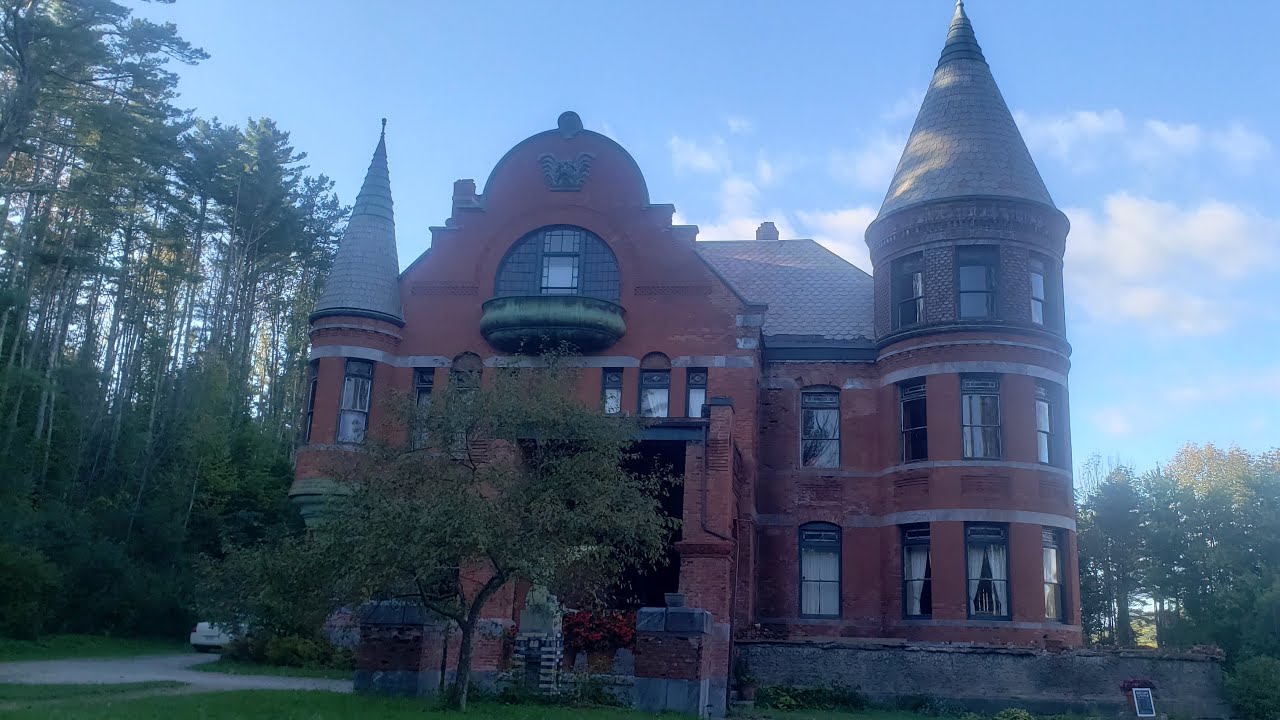 America's Most Haunted Castle 😱 - YouTube