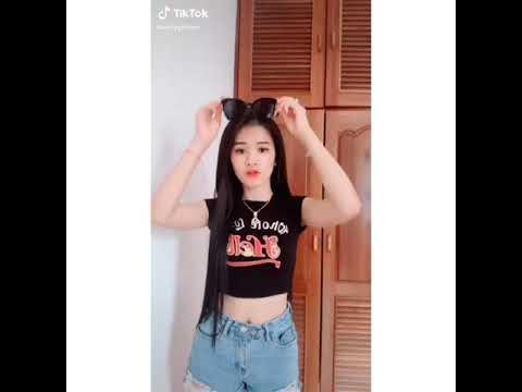 I dol Eii lay vs Eii leang tik tok 🥰😍😘 Cute Cute 🥰 ️ - YouTube