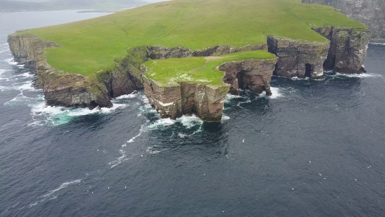 Southern bank of Noss island - YouTube