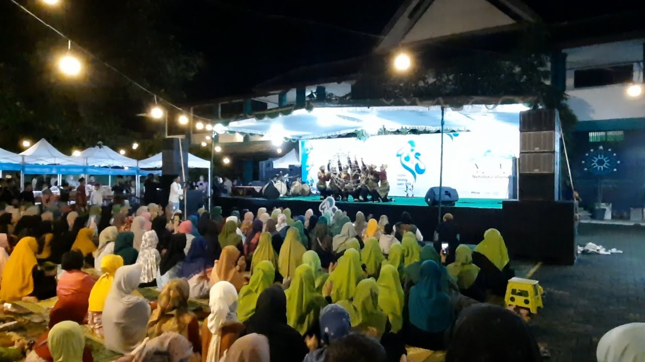 dance: Tari Tarek Pukat | Sanggar Cut Nyak Dhien - Aceh - YouTube