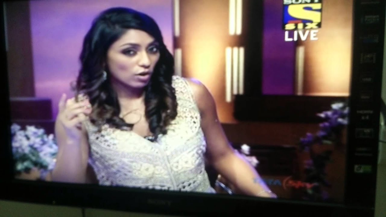 Isa Guha does a Siddhu. :D - YouTube