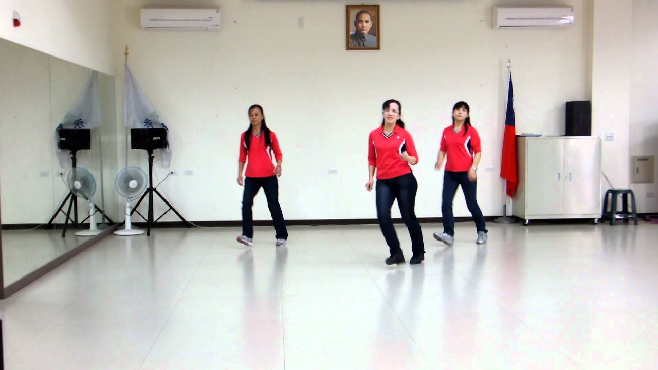 Walkin' the Floor line dance - YouTube