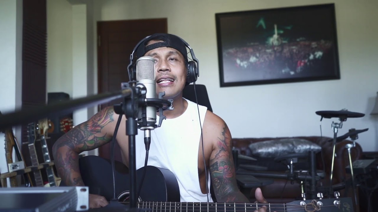 NGAMEN BARENG : BOBBY KOOL & CREW OF SAINTS - YouTube