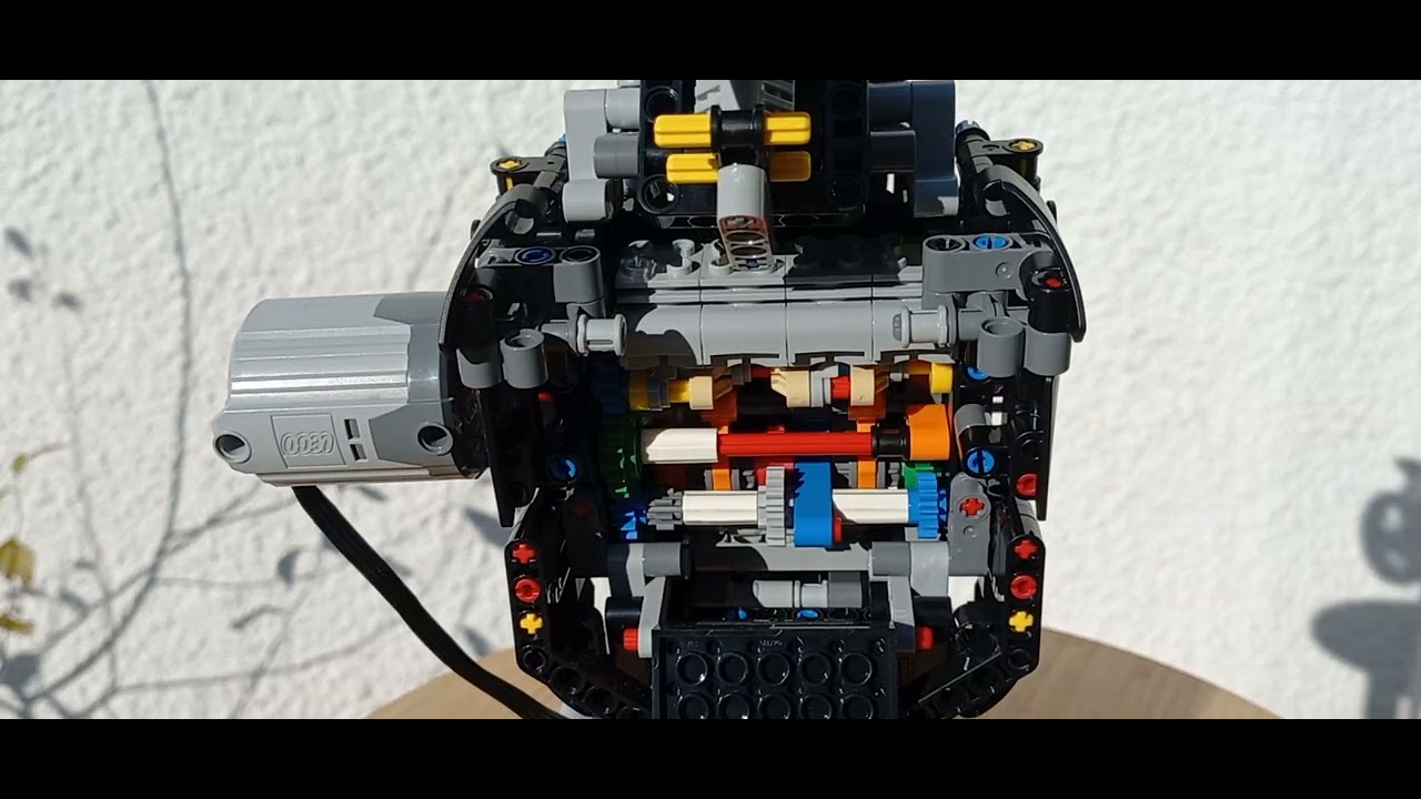 Lego technic 42159 yamaha mt 10 Sp essaie boîte de vitesse - YouTube