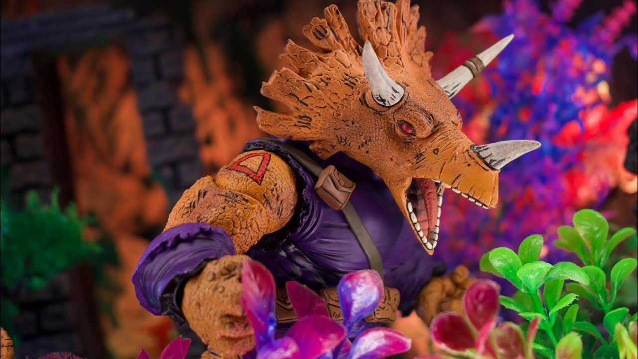 NECA TMNT Triceraton Zog (Mirage Ver.) - YouTube