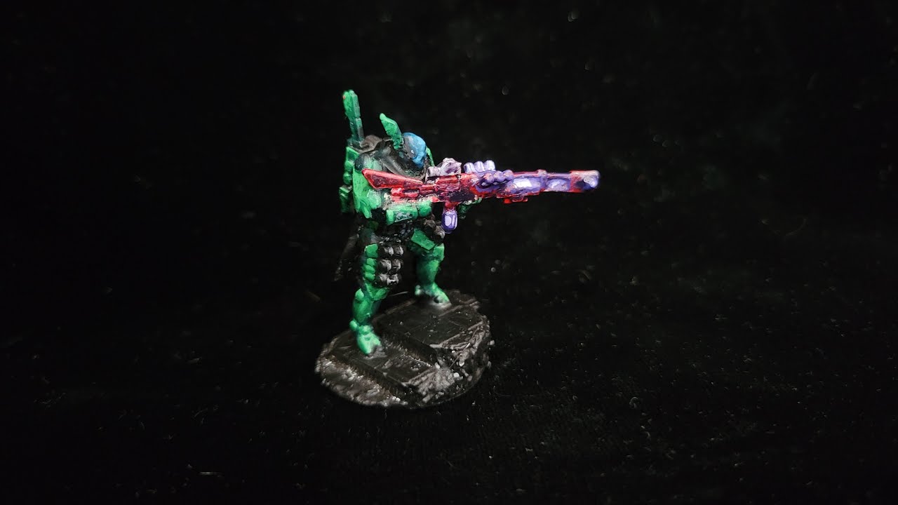 Painting A Tau Soldier In Green Armor, Day 317 Of Painting A Miniature ...