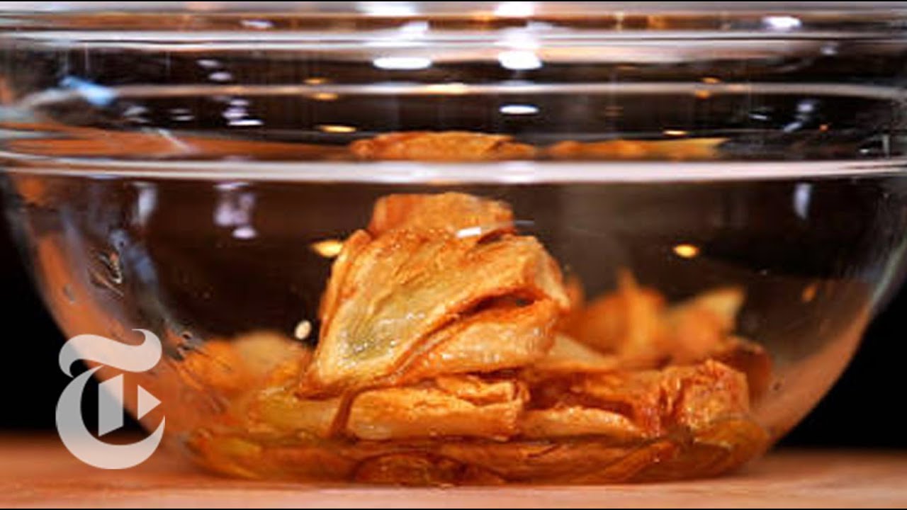 The Fastest Way to Caramelize Garlic - Melissa Clark Cooking | The New ...