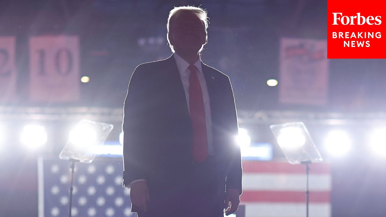 BREAKING NEWS: Trump Holds Pre-Election Day Campaign Rally In Reading ...