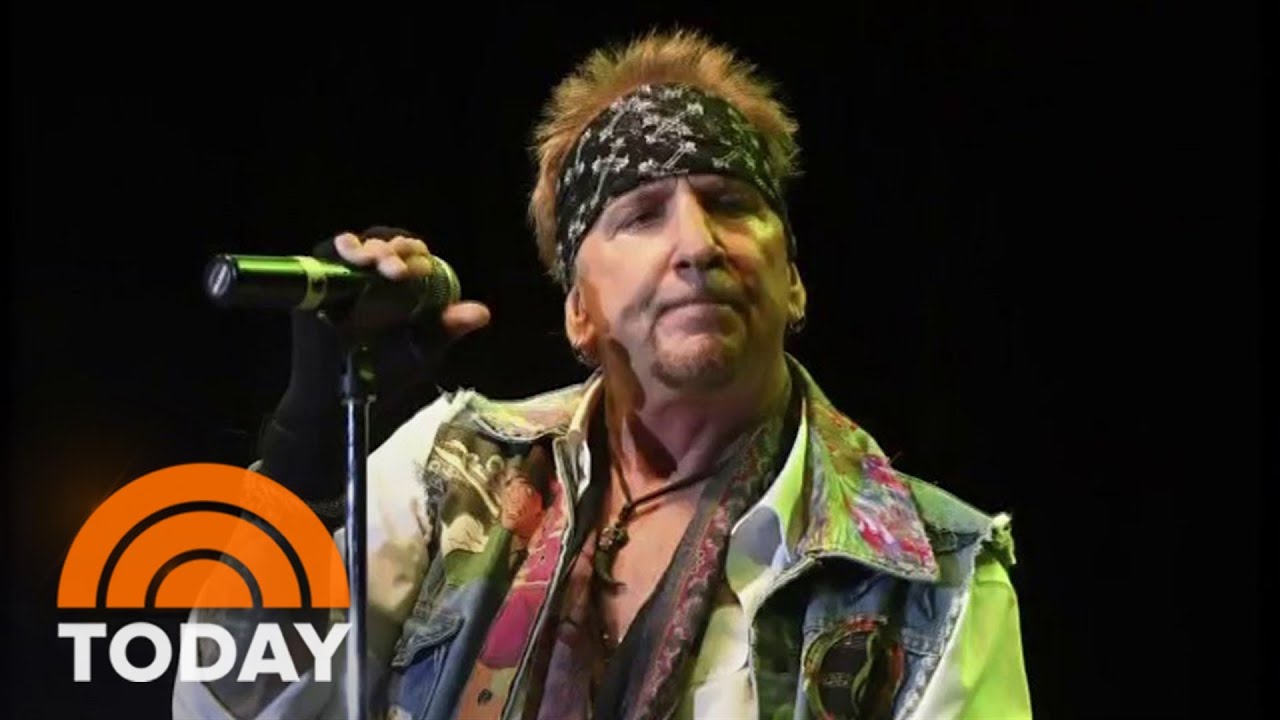 Jack Russell, lead singer of metal band Great White, dies at 63 - YouTube