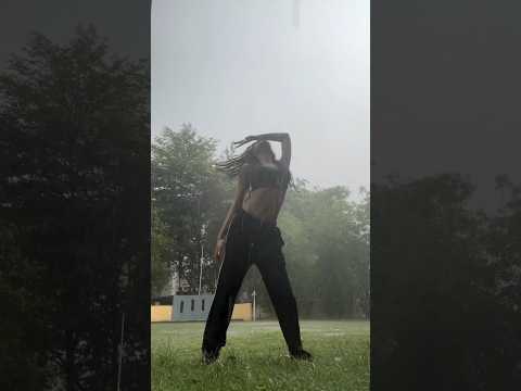 barrish hot dance patang si lad gai #zerofigure #figure #dance #moves #bellydance #fitness #modeling