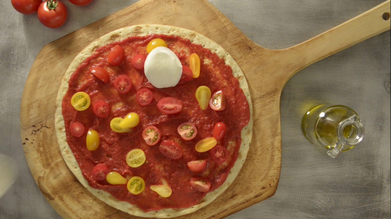 Building a Pizza - YouTube